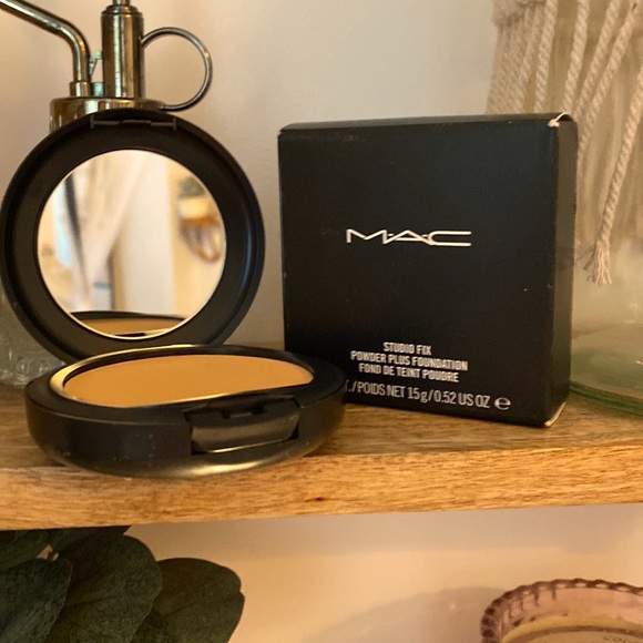 MAC Cosmetics | Makeup | Mac Studio Fix Powder Plus Foundation Nc42 ...